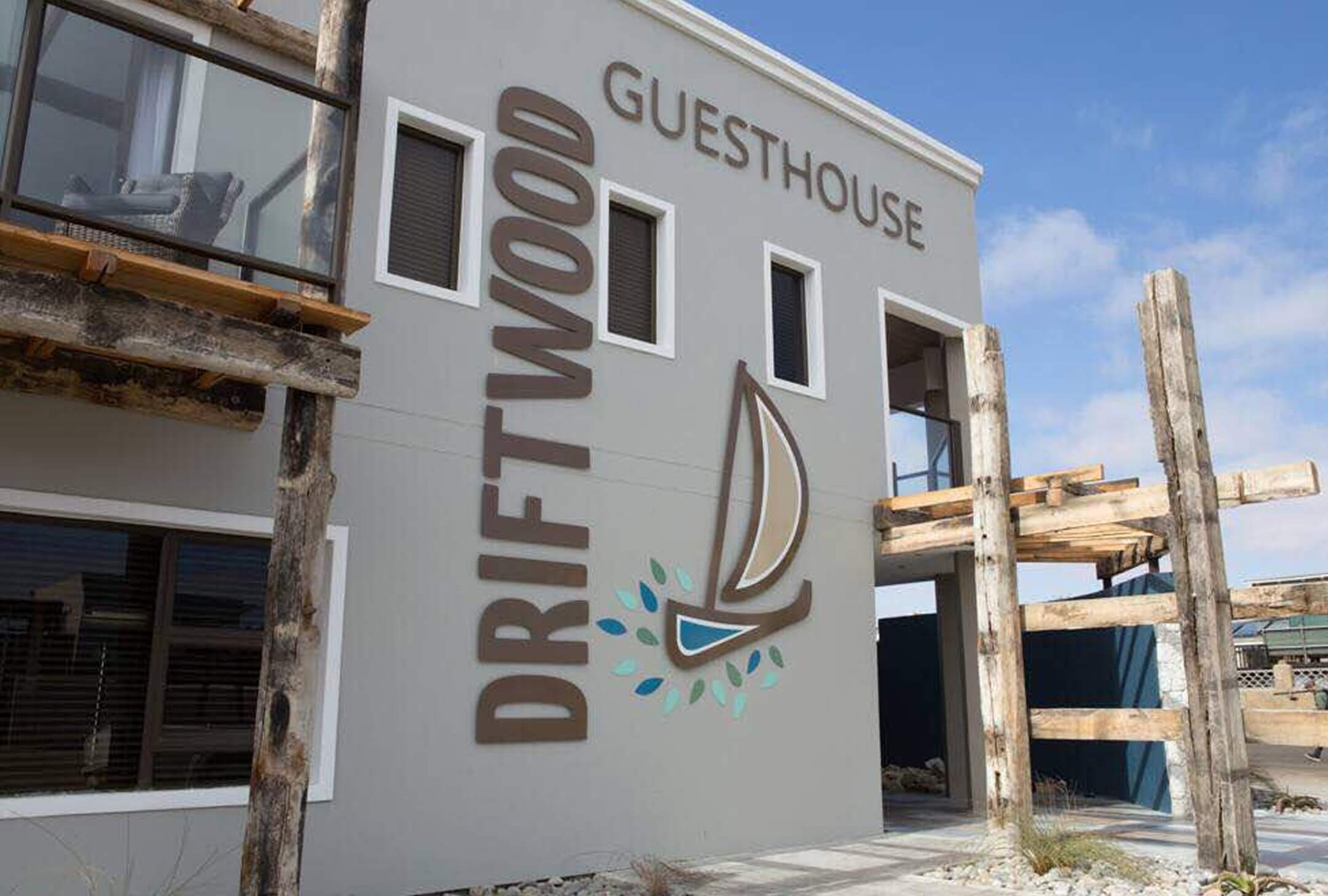 Driftwood Guesthouse – Experience Boutique Luxury by the Sea